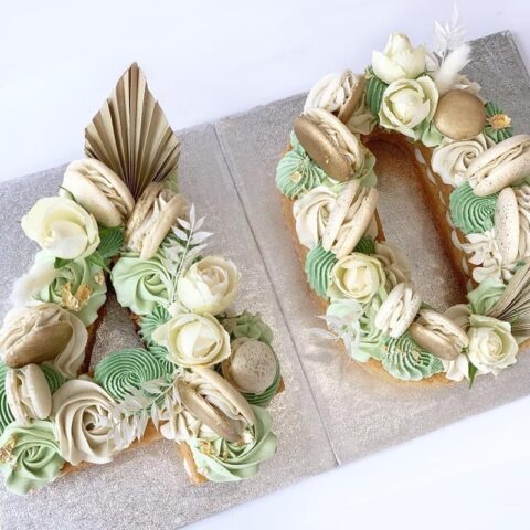 Antonia's Cakes | Award winning wedding cakes and baked treats